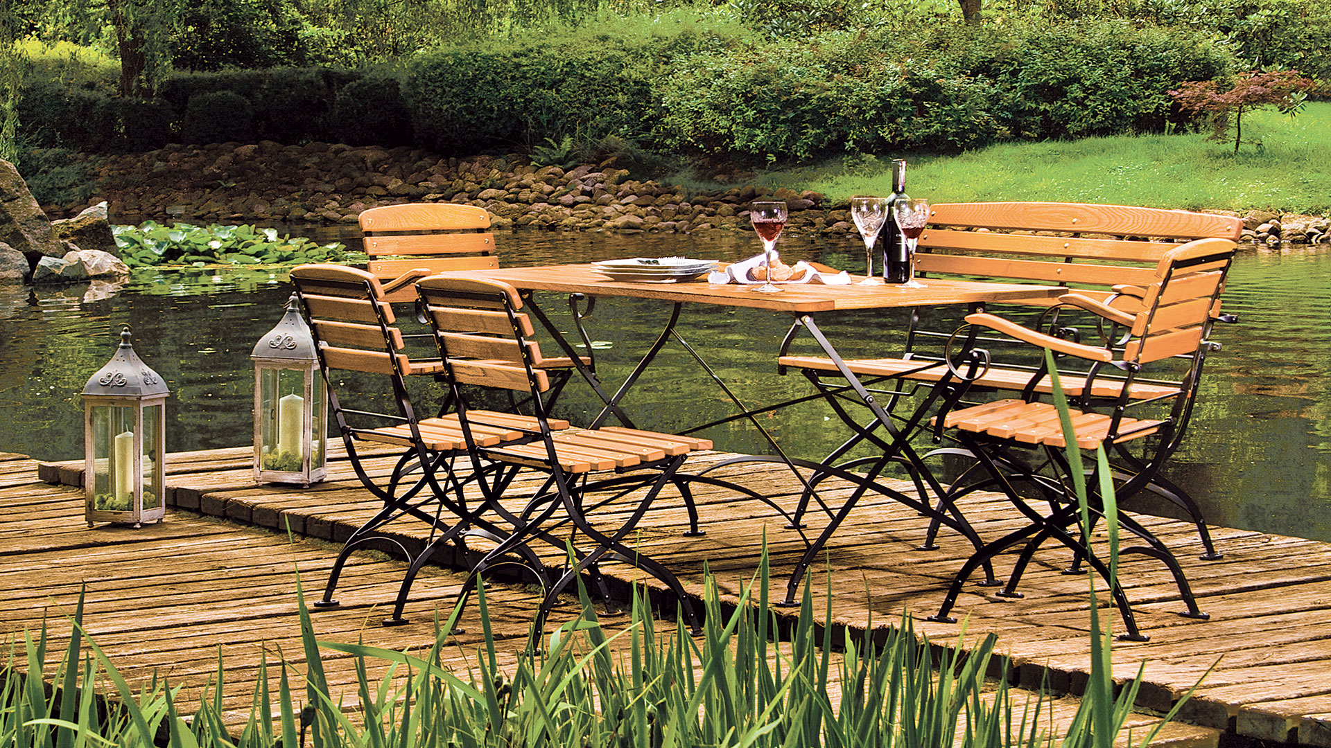 Gartenmöbel-Set "Avio" - aus massivem Robinienholz